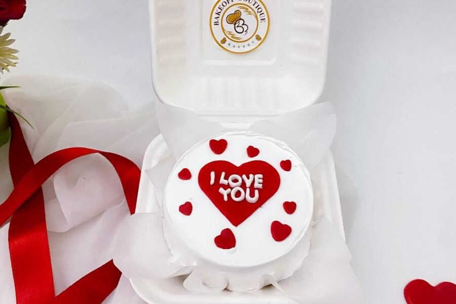 Delicious Custom Cakes | Bake Off Cakes - Customize Order Now!